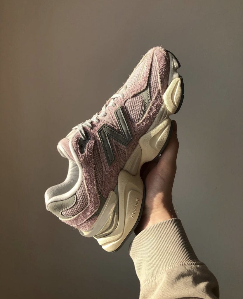 Un sample pour la New Balance 9060 “Sakura” – Fit Them All